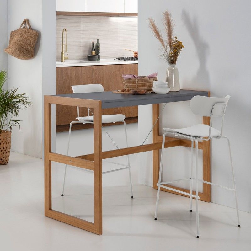 Hohe Tische und Hocker. Das perfekte Paar — Qechic